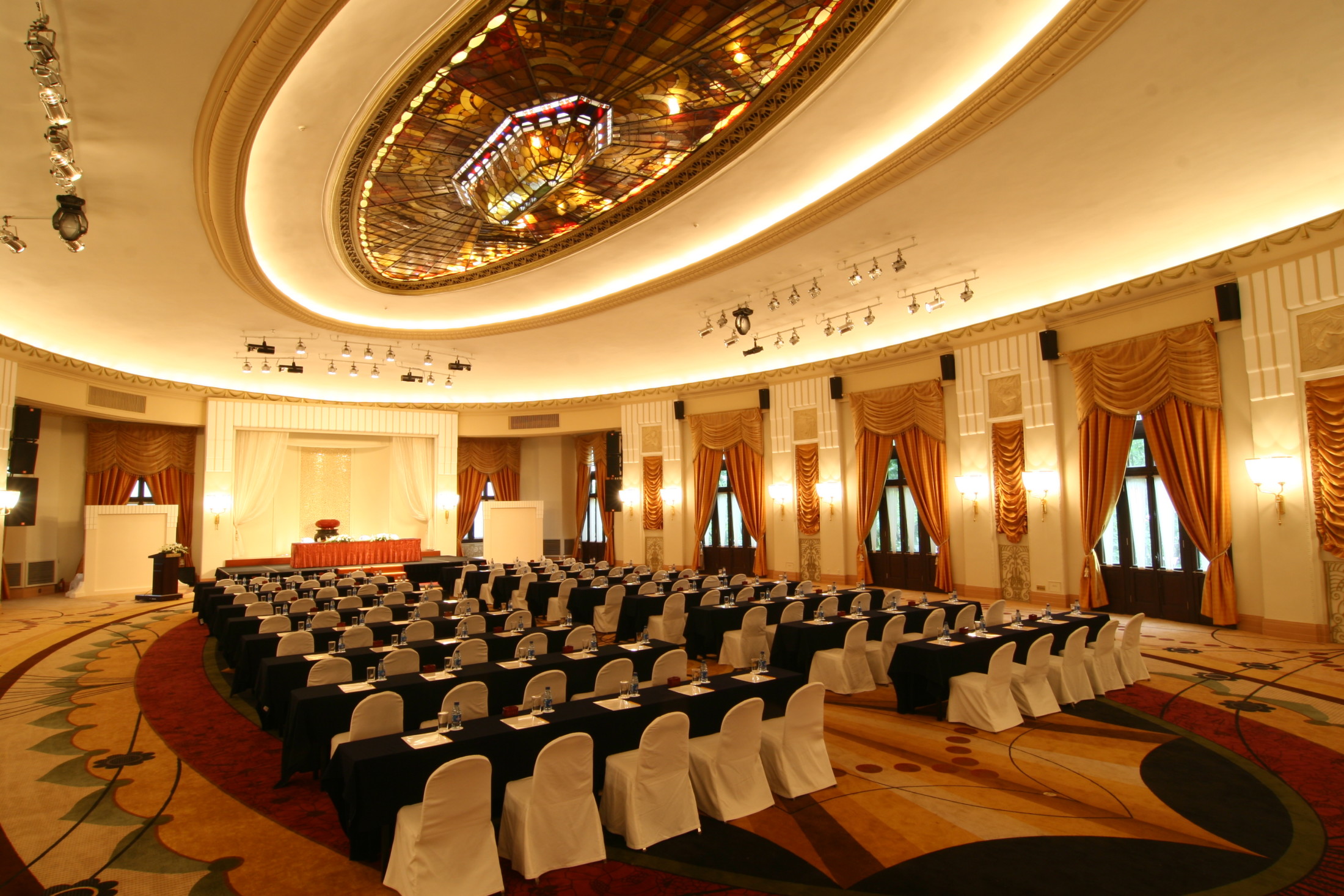 Banquet Rooms on 2F - Okura Garden Hotel Shanghai
